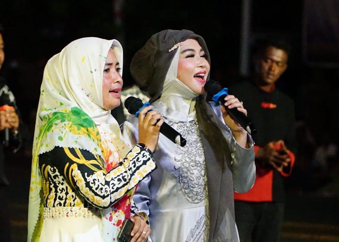 Artis Novi Ayla Meriahkan Malam Penutupan HUT ke-21 Kabupaten Lingga - Lendoot.com | Trend ...