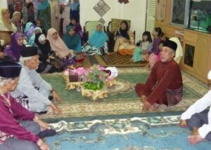 Menjelajahi Tradisi Melayu, Merisik: Makna, Tujuan, dan Tata Cara ...